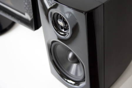 Stolna glazbaToo Loud